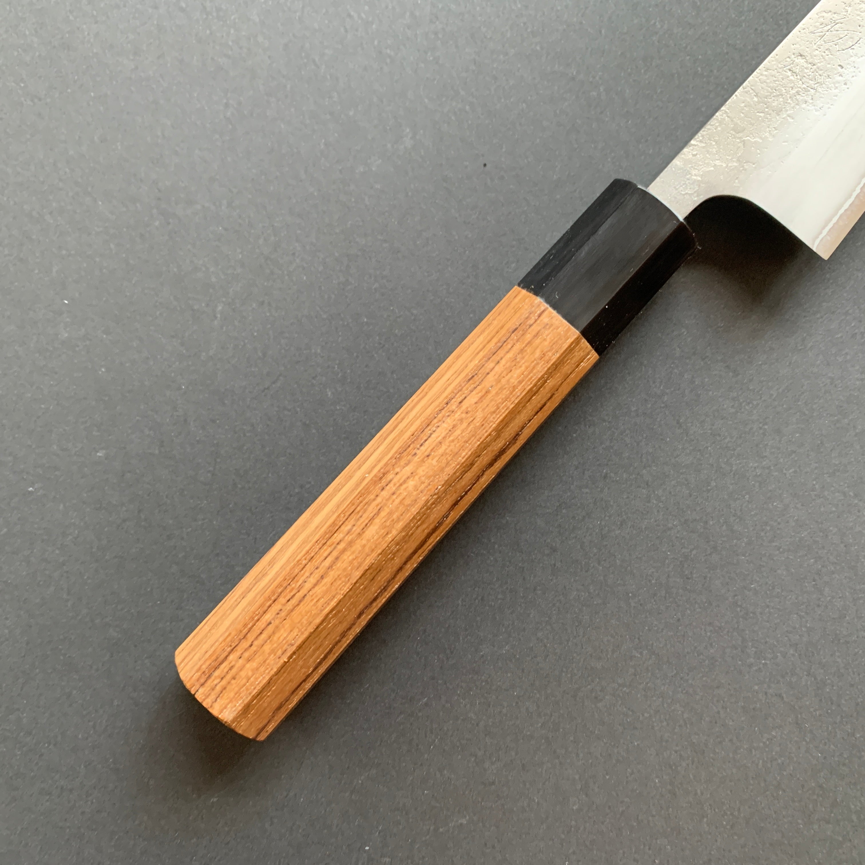 H&K Petty knife, Shirogami 2 carbon steel, Tsuchime finish - Yoshikane ...
