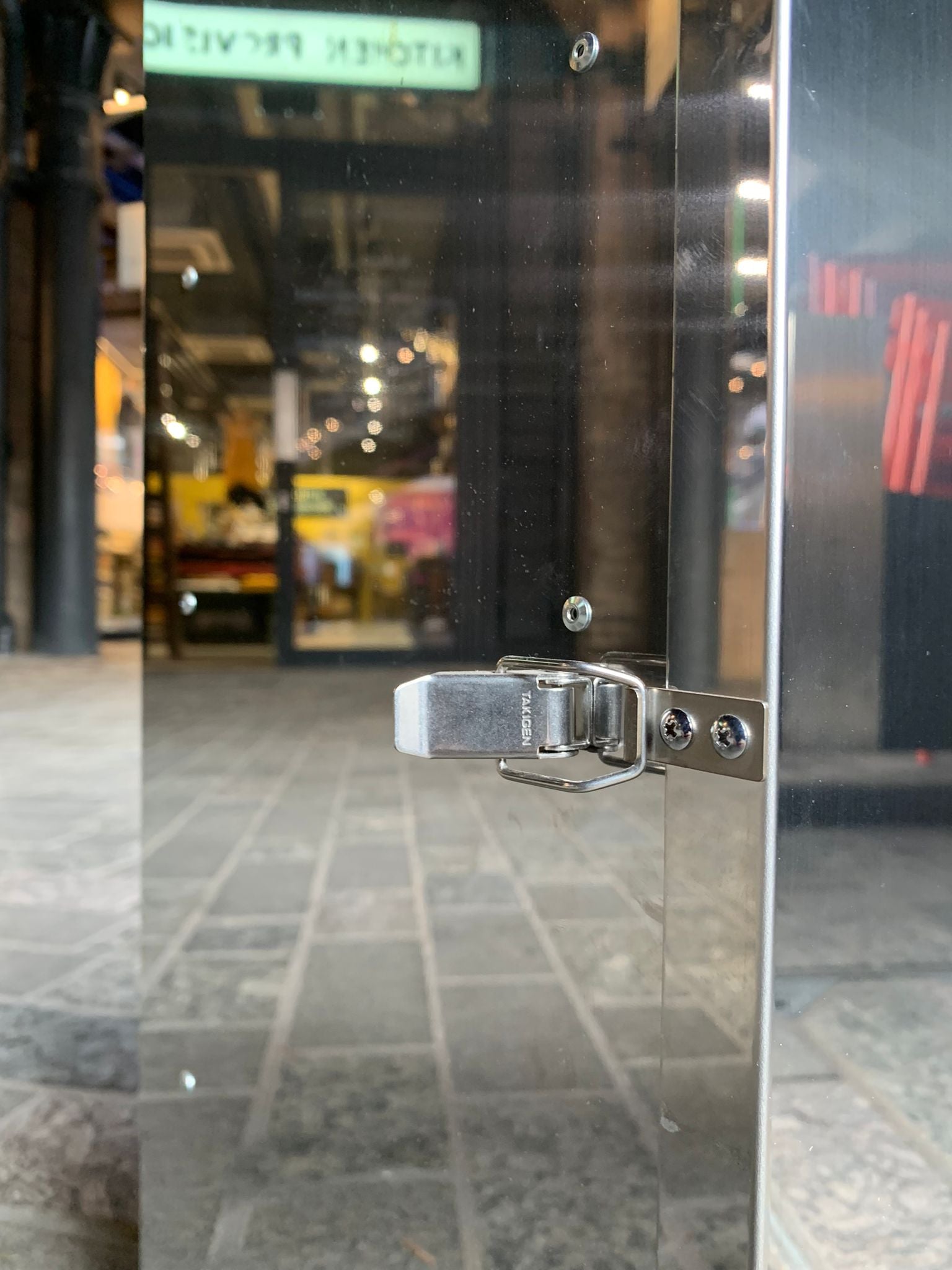 Kitchen Provisions Robin II Home smoker | King's Cross